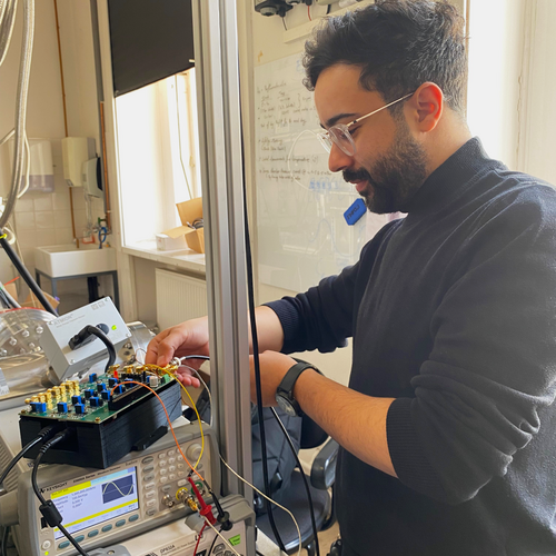 Jad Benserhir installing new multi-pixel electronics.